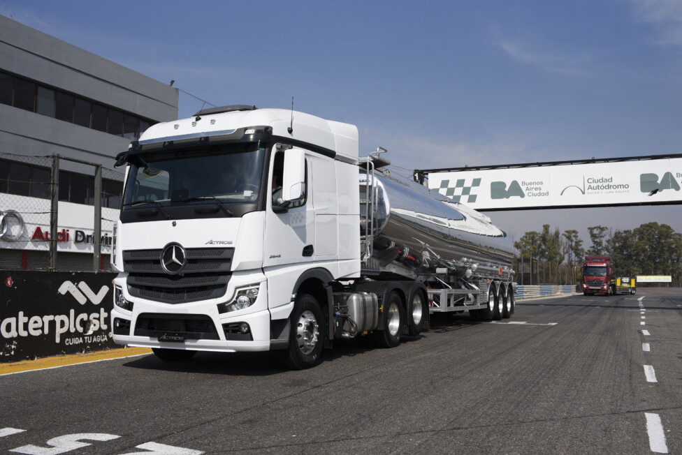 Nuevo Mercedes-Benz Actros | Campeones