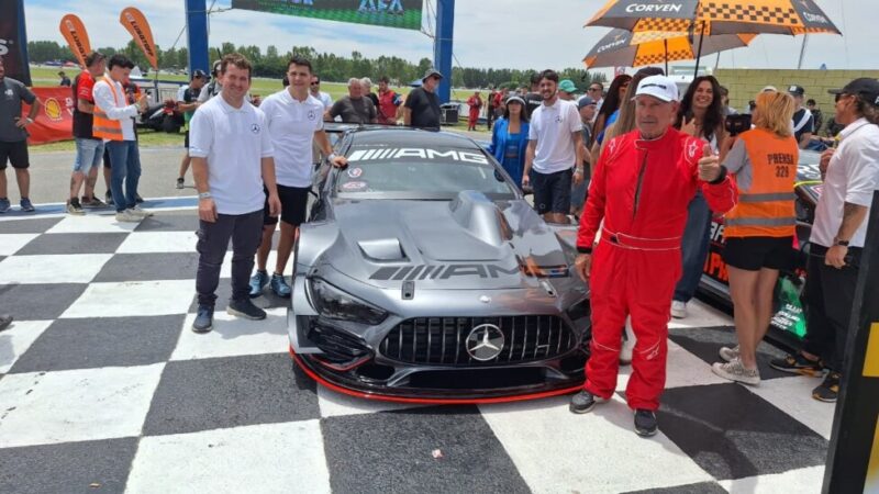 El flamante Mercedes-Benz de TC salió a pista | Campeones