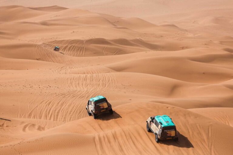 Pleno de los Defender en la 10ª etapa del Dakar 2026 | Campeones