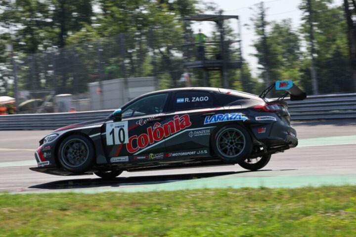 En Monza, Ramiro Zago empezó veloz en TCR italiano | Campeones